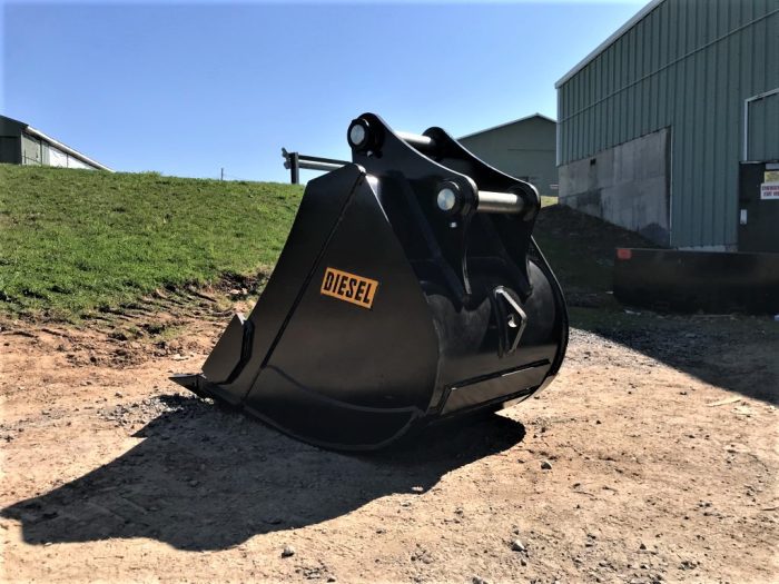 36'' Bucket for 160CL Excavator - Diesel Equipment