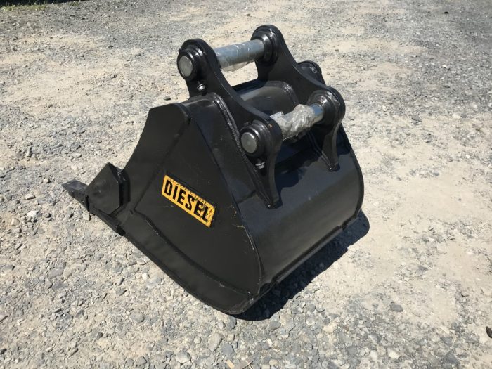 18" Bucket for 35CL Excavator - Diesel Equipment