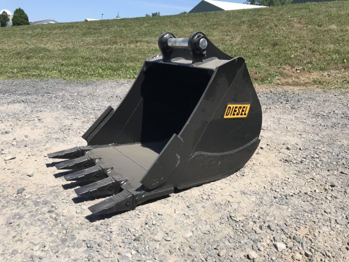 24" Bucket for 50CL Excavator - Diesel Equipment