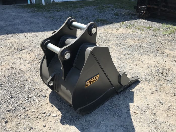 24'' Bucket for 80CL Excavator - Diesel Equipment