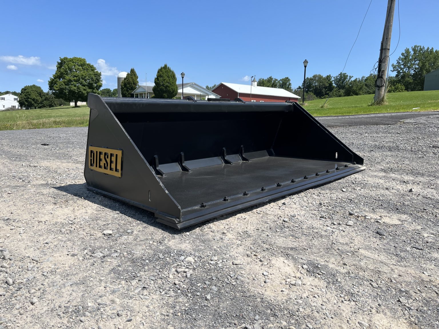 76" Heavy Duty Low Profile Skid Steer Bucket - Diesel Equipment
