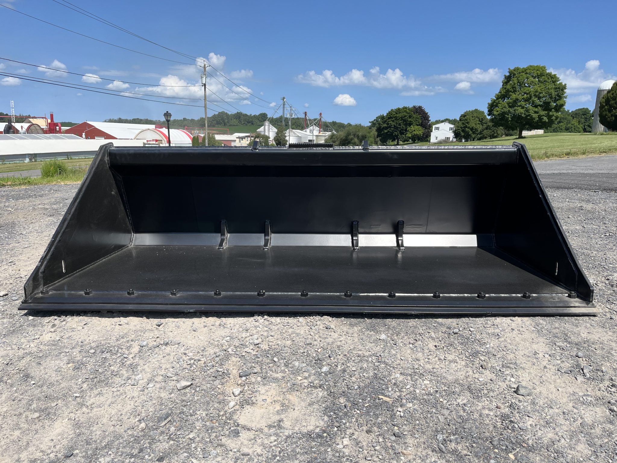 76" Heavy Duty Low Profile Skid Steer Bucket - Diesel Equipment