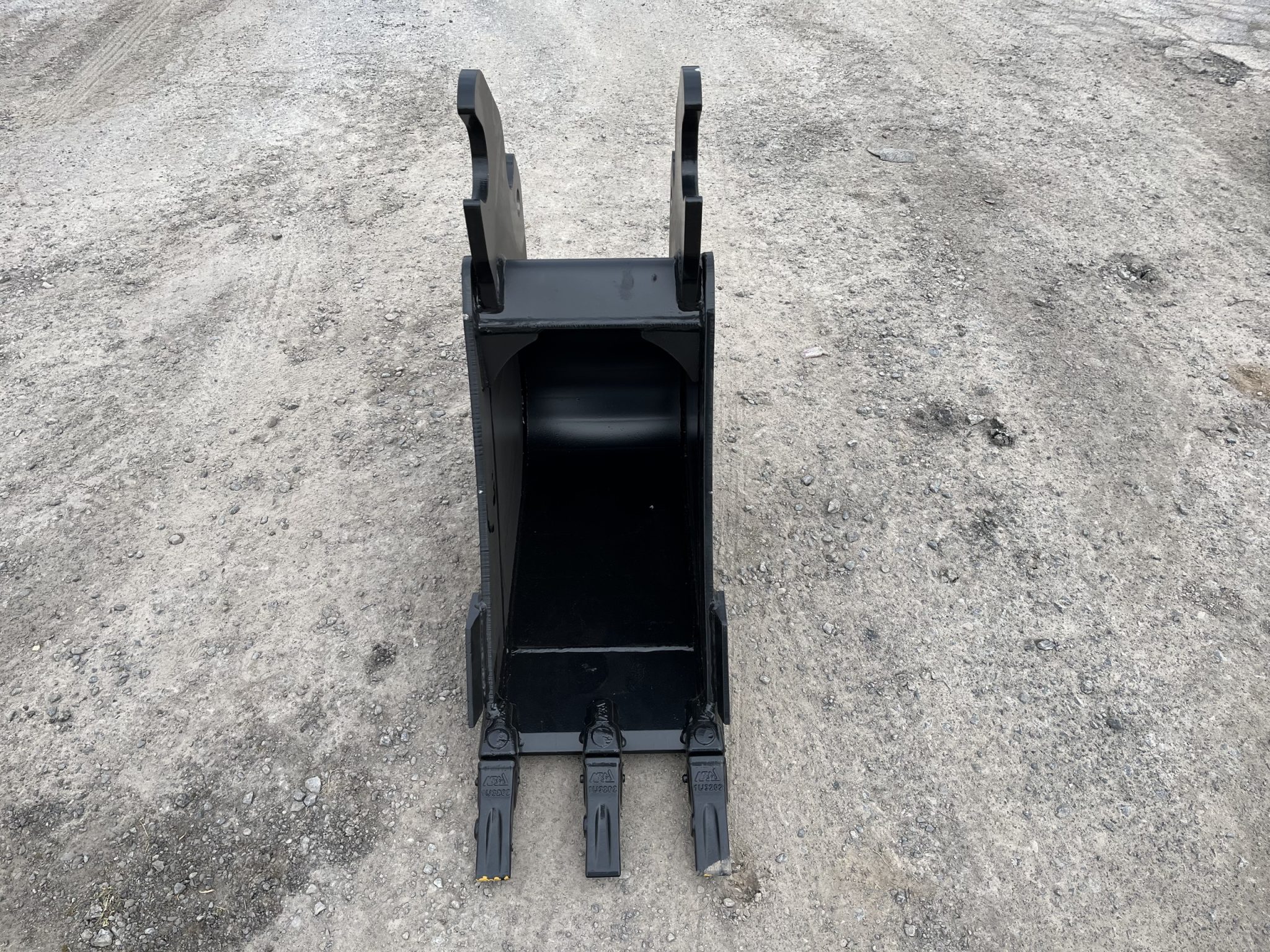 12" Bucket For Kubota KX057 - Diesel Equipment